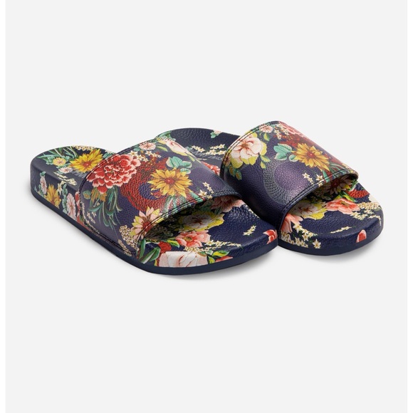 Johnny Was | Shoes | Johnny Was Dragona Boho Floral Blue Pool Slide ...